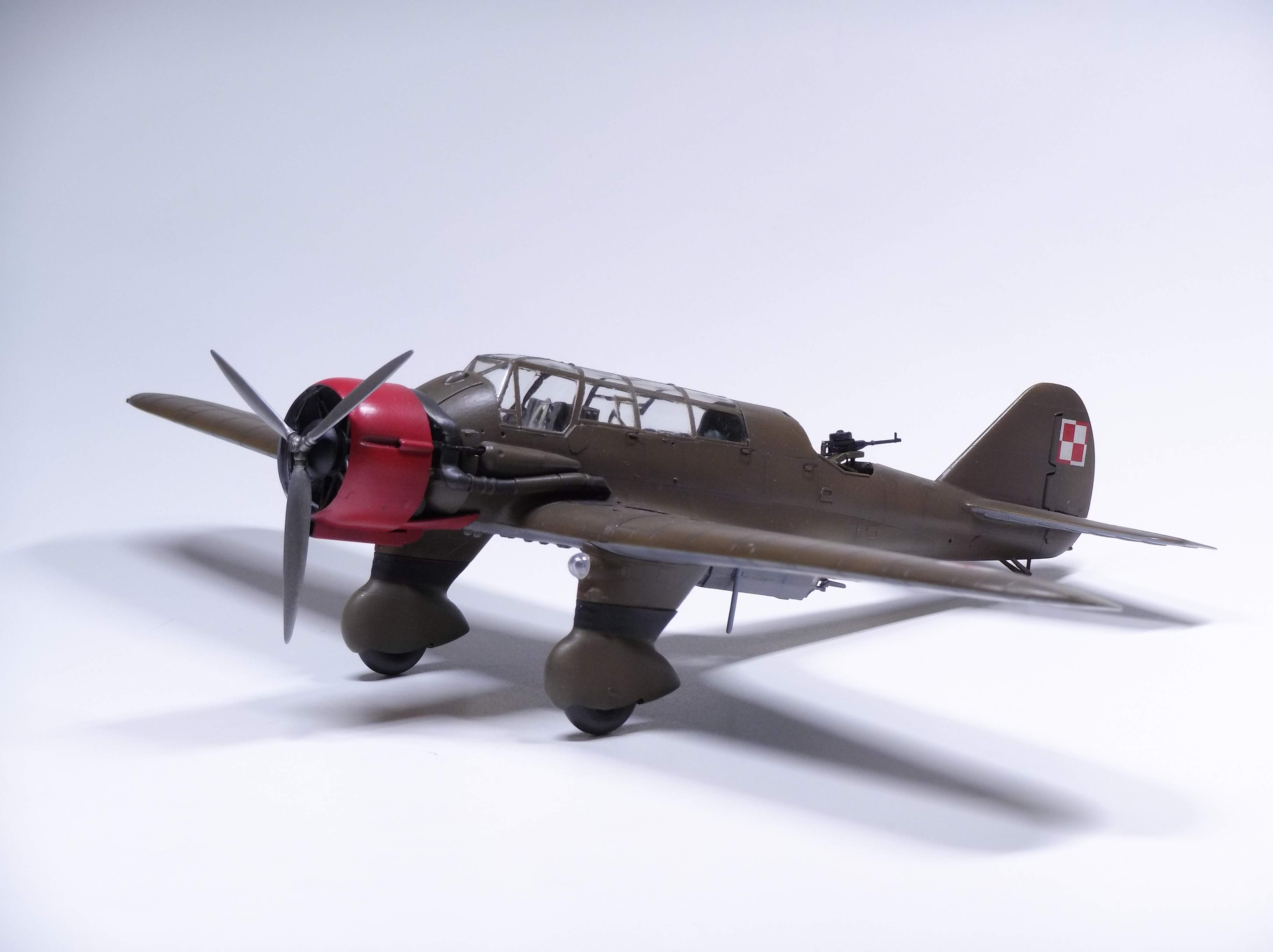 A long run: PZL. 43 | Mirage Hobby 1:48 | Kendzior's Way